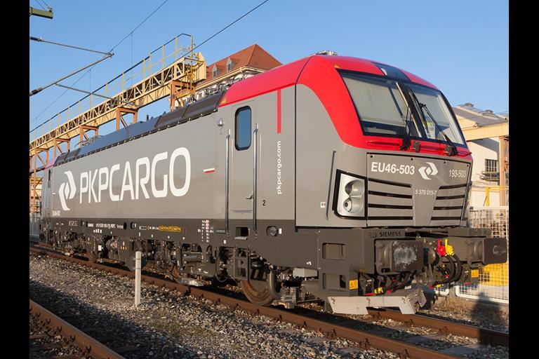 PKP Cargo orders Vectron locomotives for north–south corridor | News ...